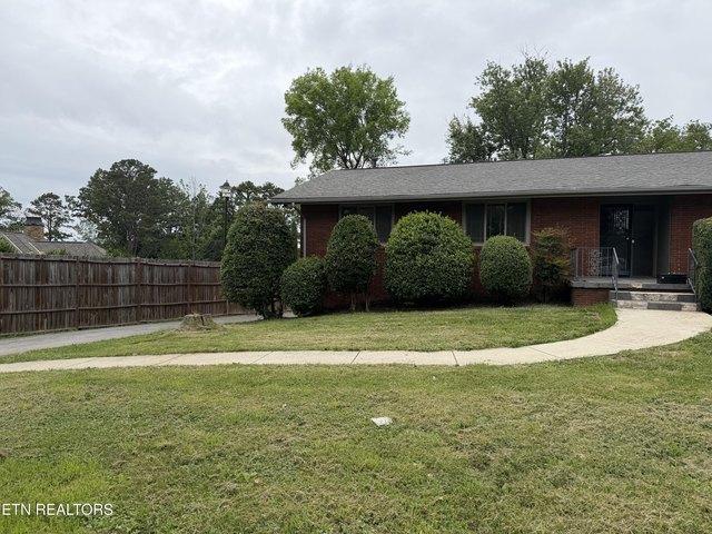 7501 Sheffield Dr, Knoxville, TN 37909