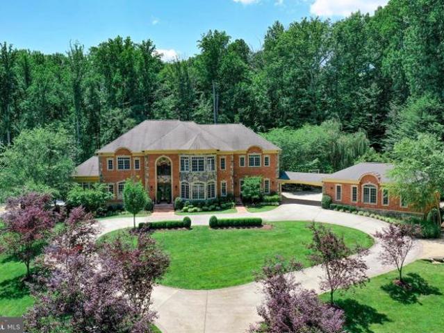 7502 Amkin Ct, Clifton, VA 20124