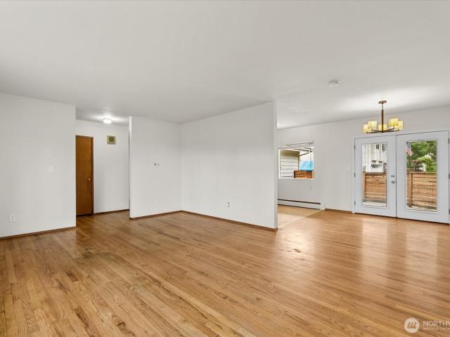 7502 Beverly Lane