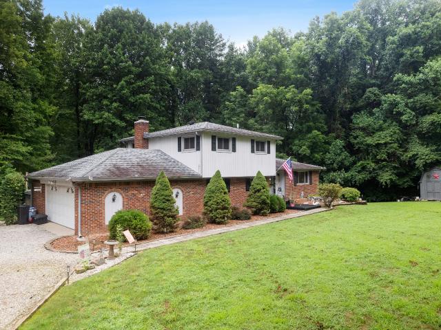 7502 Lion Dr, Nineveh, IN 46164 | MLS #22054 | Compass