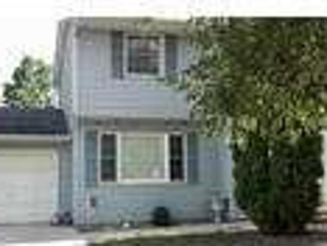 $750 / 3br 1100ftÂ² 3 bedroom side by side Duplex