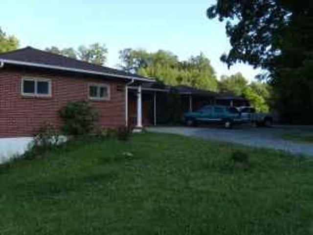 $750 / 2br BIG DOG FRIENDLY NEAR PARKWAY 8 MI TO ASU ALL ELECTRIC AVAIL NOW/AUGUS DEEP GAP map