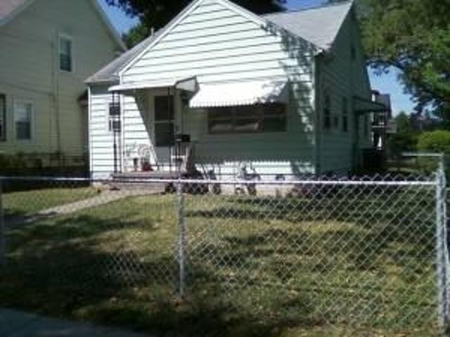 $750 / 2br Single Family Home 117 Dix Street map