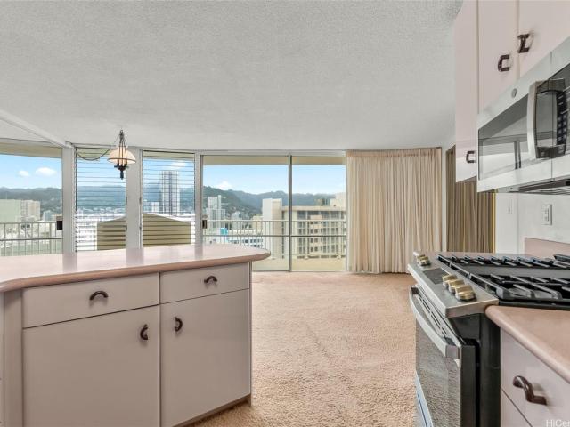 750 Amana St, Unit P2, Honolulu, HI 96814 | MLS #202605 | Compass