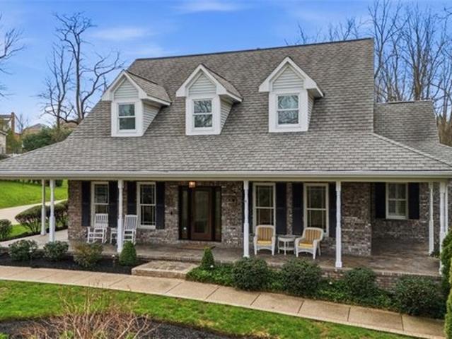 750 Adele Dr, Irwin, PA 15642