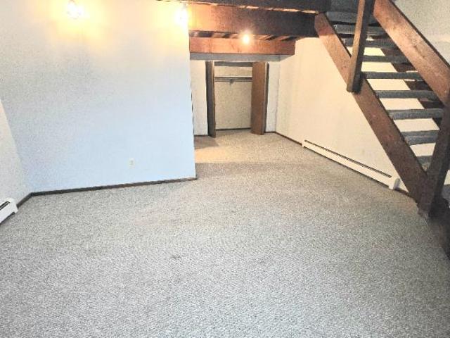 $750. AFFORDABLE AND UPDATED. 1 BR.5 BATH BRIGHT P