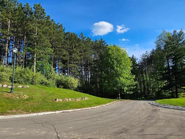 750 E Harmony Hills Parkway