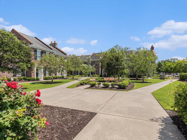750 Howard Ave. E