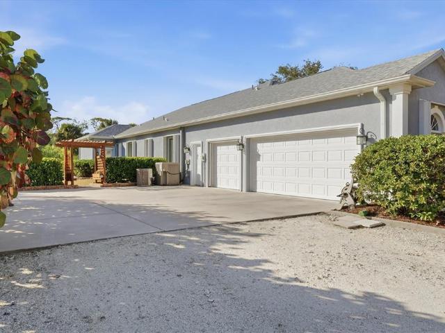 750 Harmony Ln, Englewood, FL 34223 | MLS #D6145