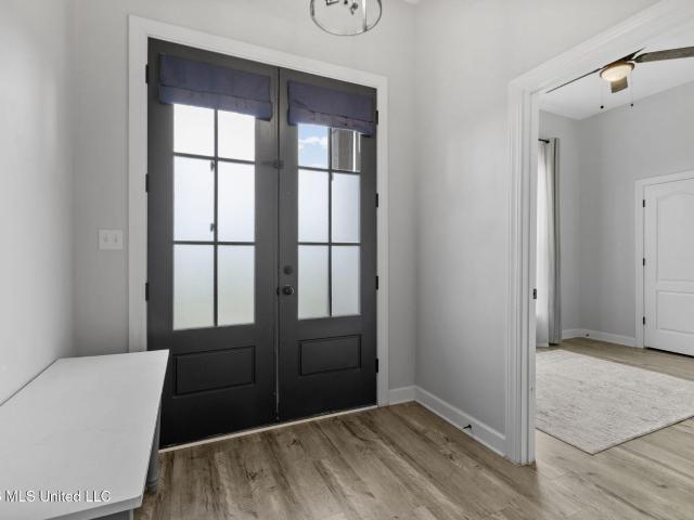 750 Moore Loop