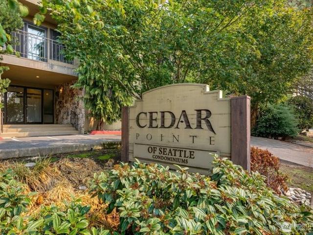 750 N 143rd St Unit 310, Seattle, WA 98133