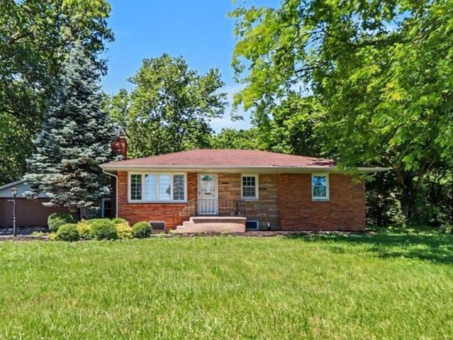 750 N 200 W, Valparaiso, IN 46385