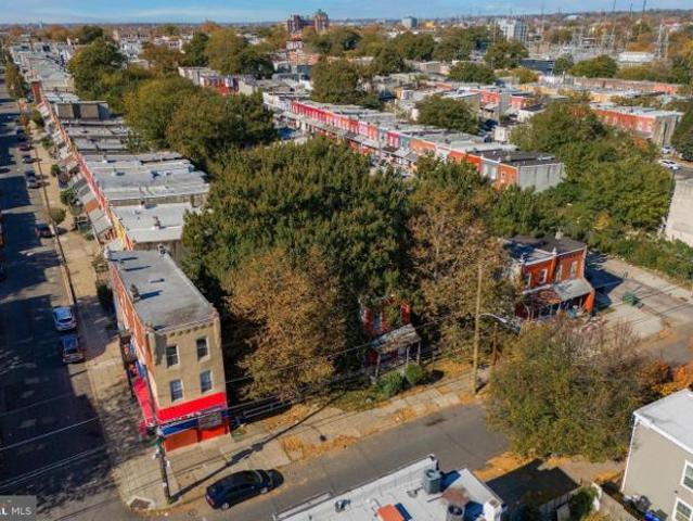 750 N 38th St, Philadelphia, PA 19104