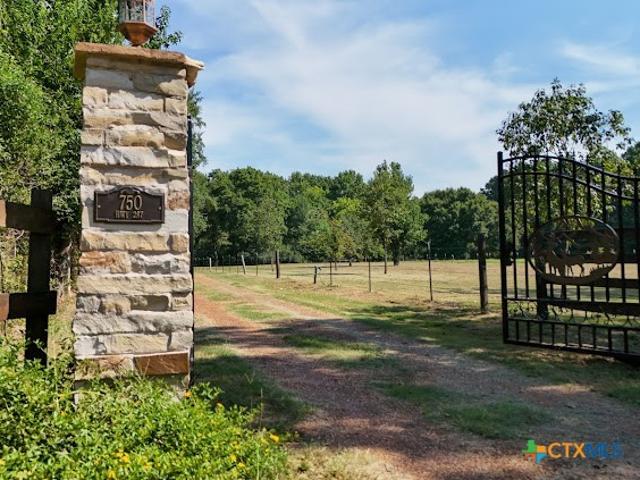750 N US Highway 287, Palestine, TX 75803 | MLS #591006
