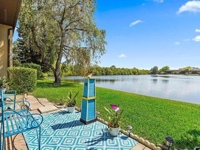 750 N Village Dr N #106, Saint Petersburg, FL 33716