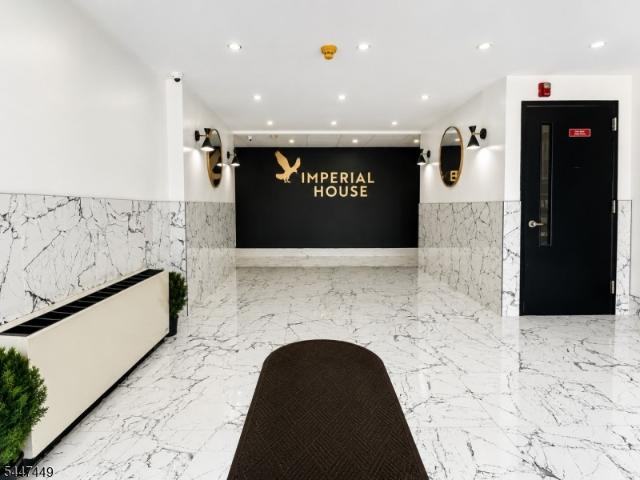 750 N Broad St # LB