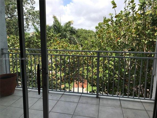 750 NE 64th St Apt B511, Miami, FL 33138