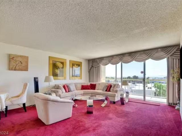750 S Royal Crest Cir #345, Las Vegas, NV 89169 MLS# 2586730