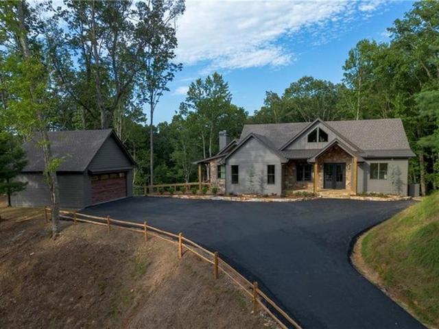 750 Settlers Ridge Rd, Ellijay, GA 30540