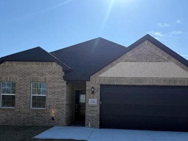 750 Section House Rd, Ennis, TX 75119