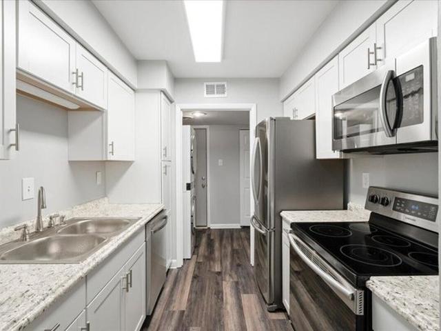 750 Shaker Dr Apt 423, Lexington, KY 40504