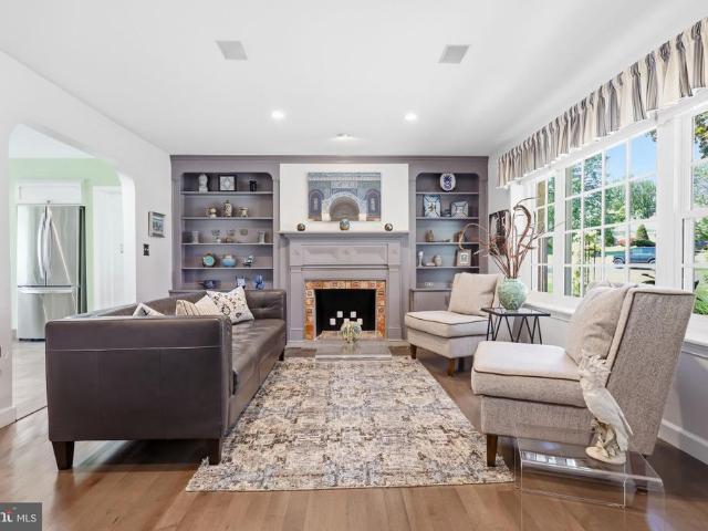 750 Sweetbriar Drive