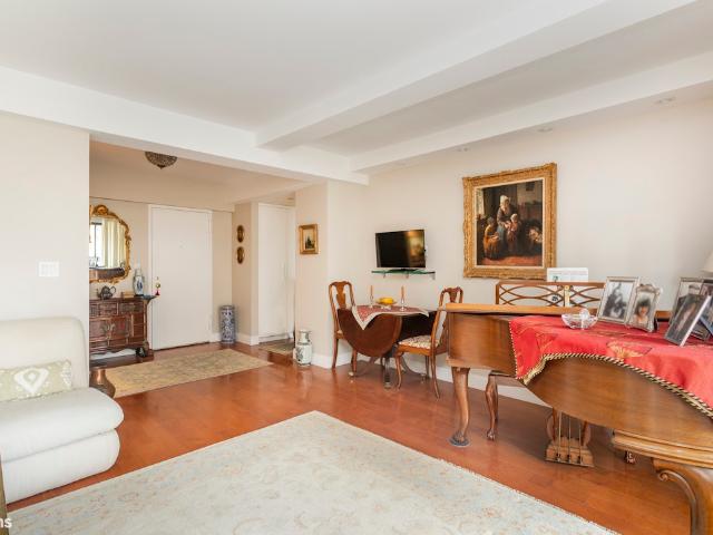 750 PARK Avenue 12B