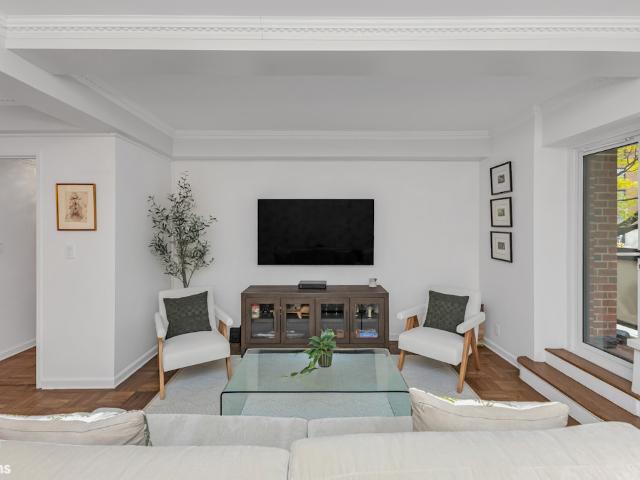 750 Park Avenue, Unit 3B