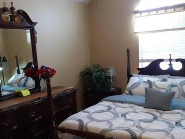 $750 | Private Furnished Room in Quiet Plano Home
