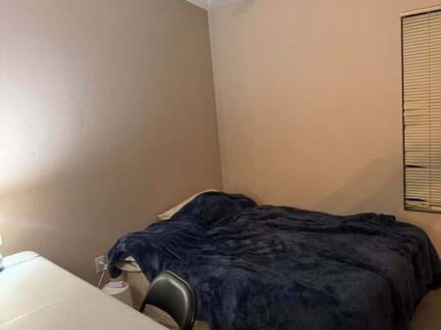 $750 Private Room for Rent – Near Desert Ridge | All Utilities Included