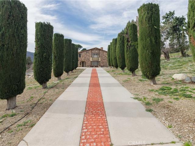 750 Woodlawn Ave, San Bernardino, CA 92407 | MLS #IG25278 | Compass