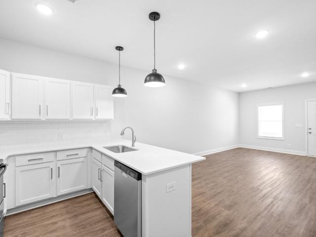 750 Tracy Ln, Unit K103, Clarksville, TN 37040 | MLS #2964