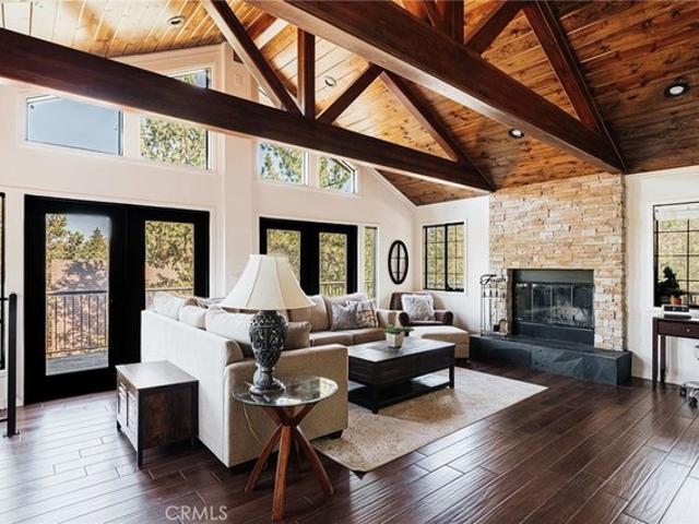 750 Villa Grv, Big Bear City, CA 92314