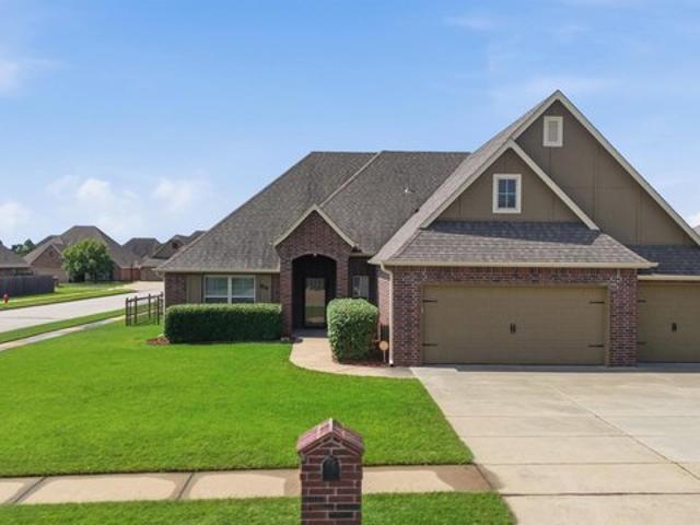 7514 E 83rd Pl N, Owasso, OK 74055