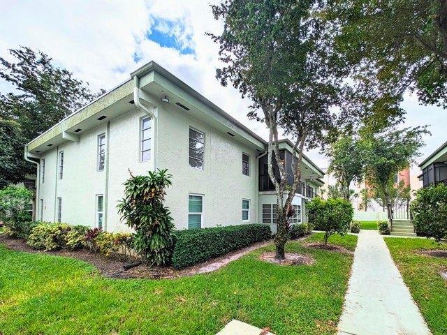 7515 S Oriole Blvd Apt 203, Delray Beach, FL 33446