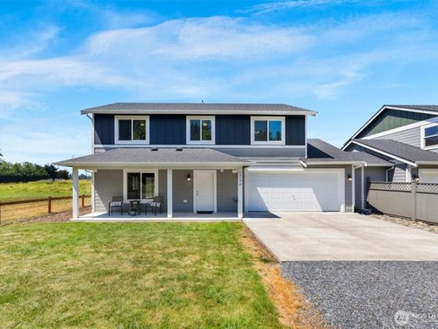 7515 th St NE Unit A, Marysville, WA 98270
