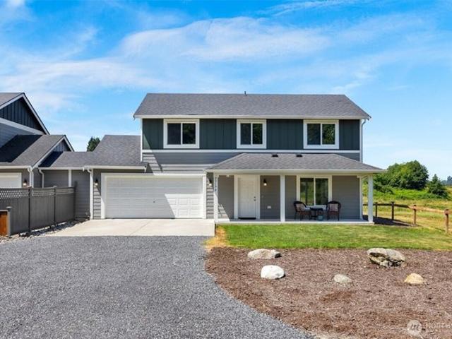 7515 th St NE Unit B, Marysville, WA 98270