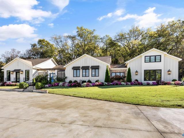 7515 Whitesburg Drive