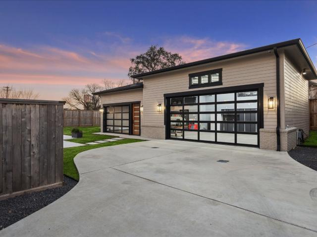 7516 Morningside Dr, Houston, TX 77030 | MLS #89339 | Compass