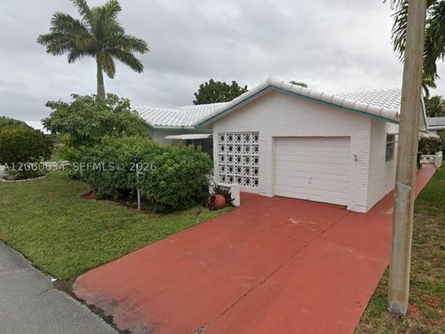 7516 NW 67th Ave, Tamarac, FL 33321