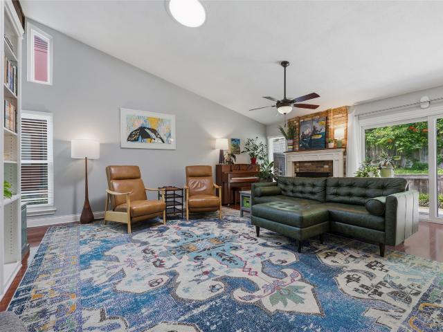 7516 Hemingway St, Austin, TX 78752 | MLS #5865 | Compass
