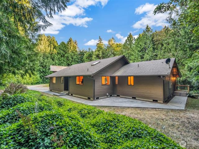 7516 th Street SW