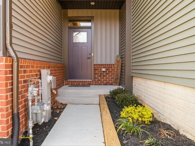 7517 matapeake # caroline villa
