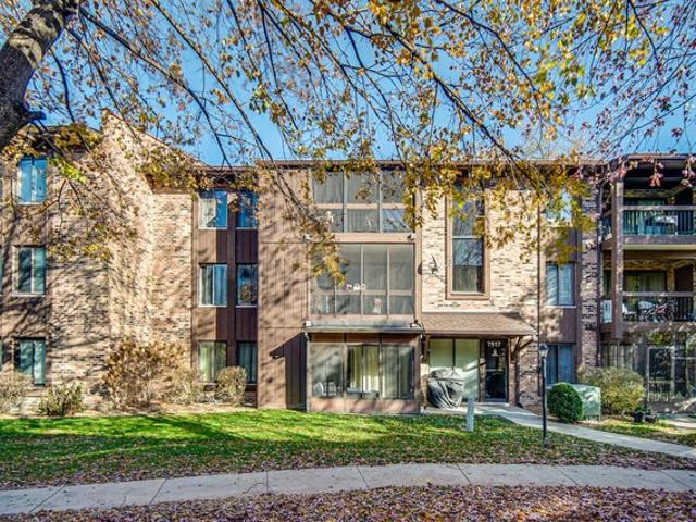 7517 th St Apt 334, Tinley Park, IL 60477