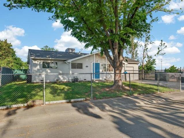 7518 Flores Way, Sacramento, CA 95822