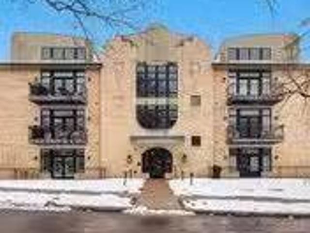 7518 Parkdale Ave #102, Saint Louis, MO 63105 MLS 24054931