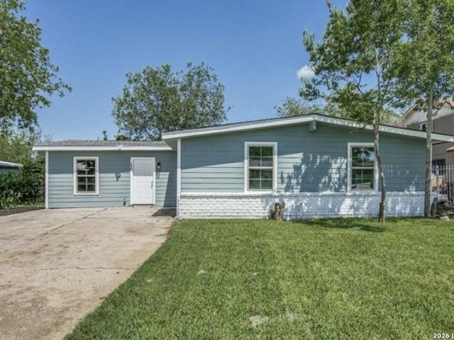 7518 Sleepy Valley Dr, San Antonio, TX 78242