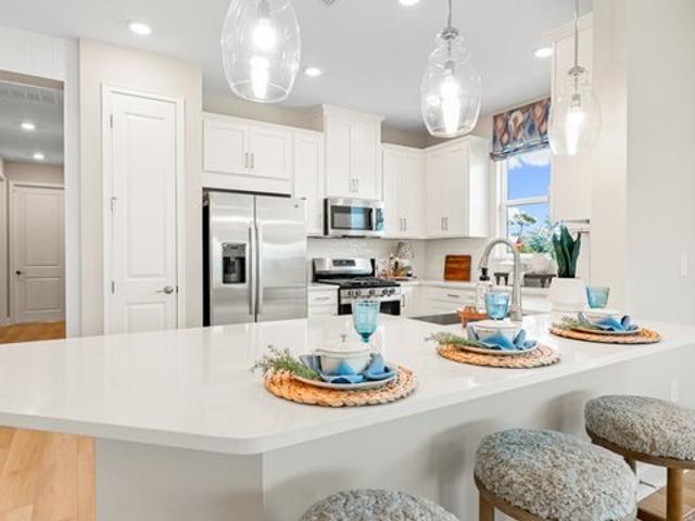 7519 Moonbeam Ave, Sarasota, FL 34241