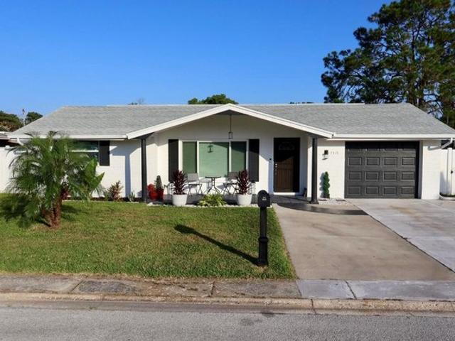 7519 Holly Lake Ln, New Port Richey, FL 34653