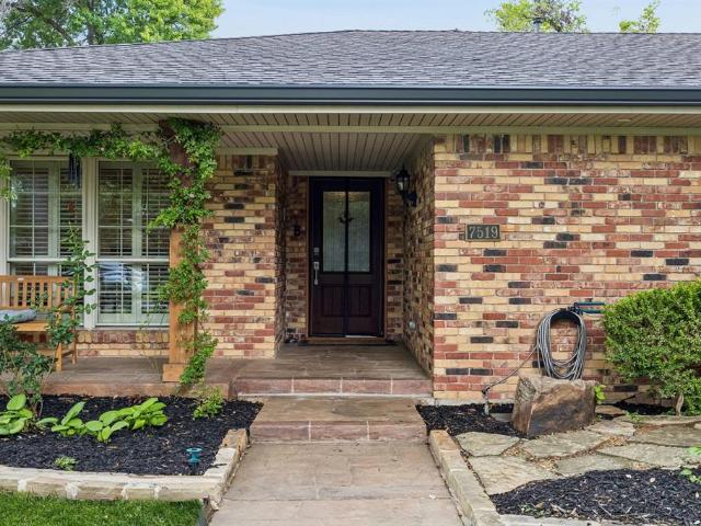 7519 Larchview Drive
